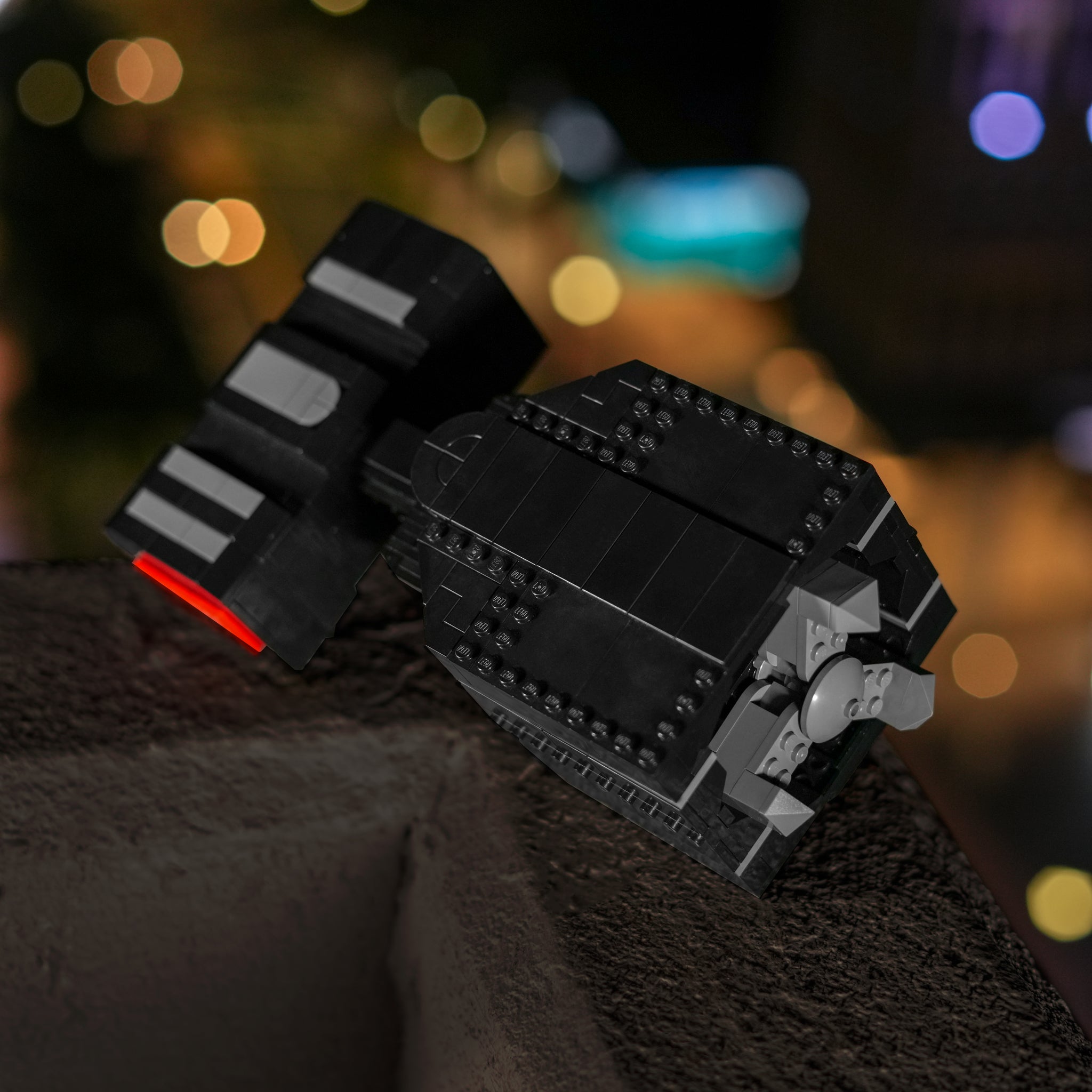 Animated Bat Grapnel | Build it Yourself with LEGO®