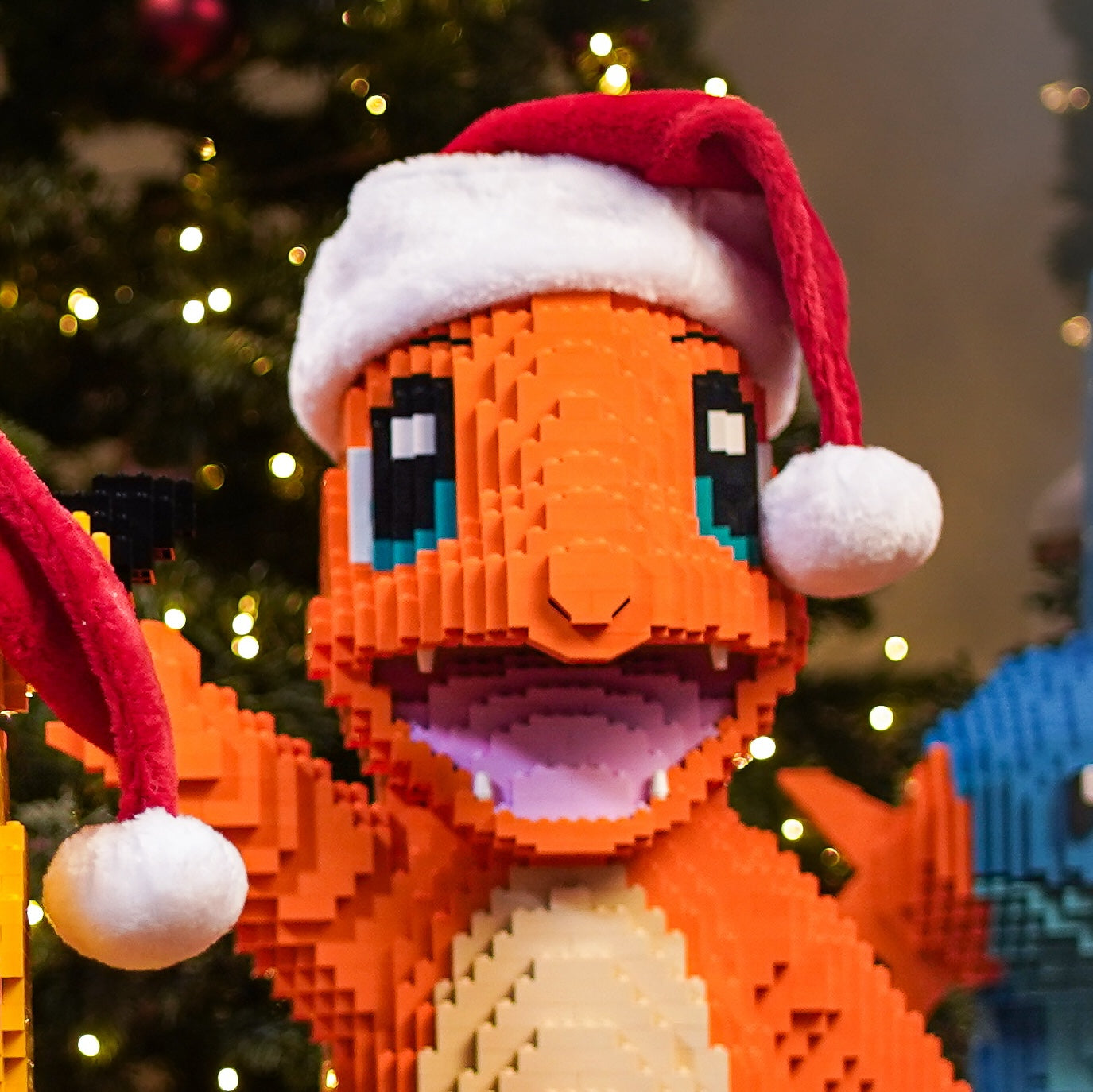 Fire Lizard Pocket Monster Sculpture | Build it Yourself with LEGO®