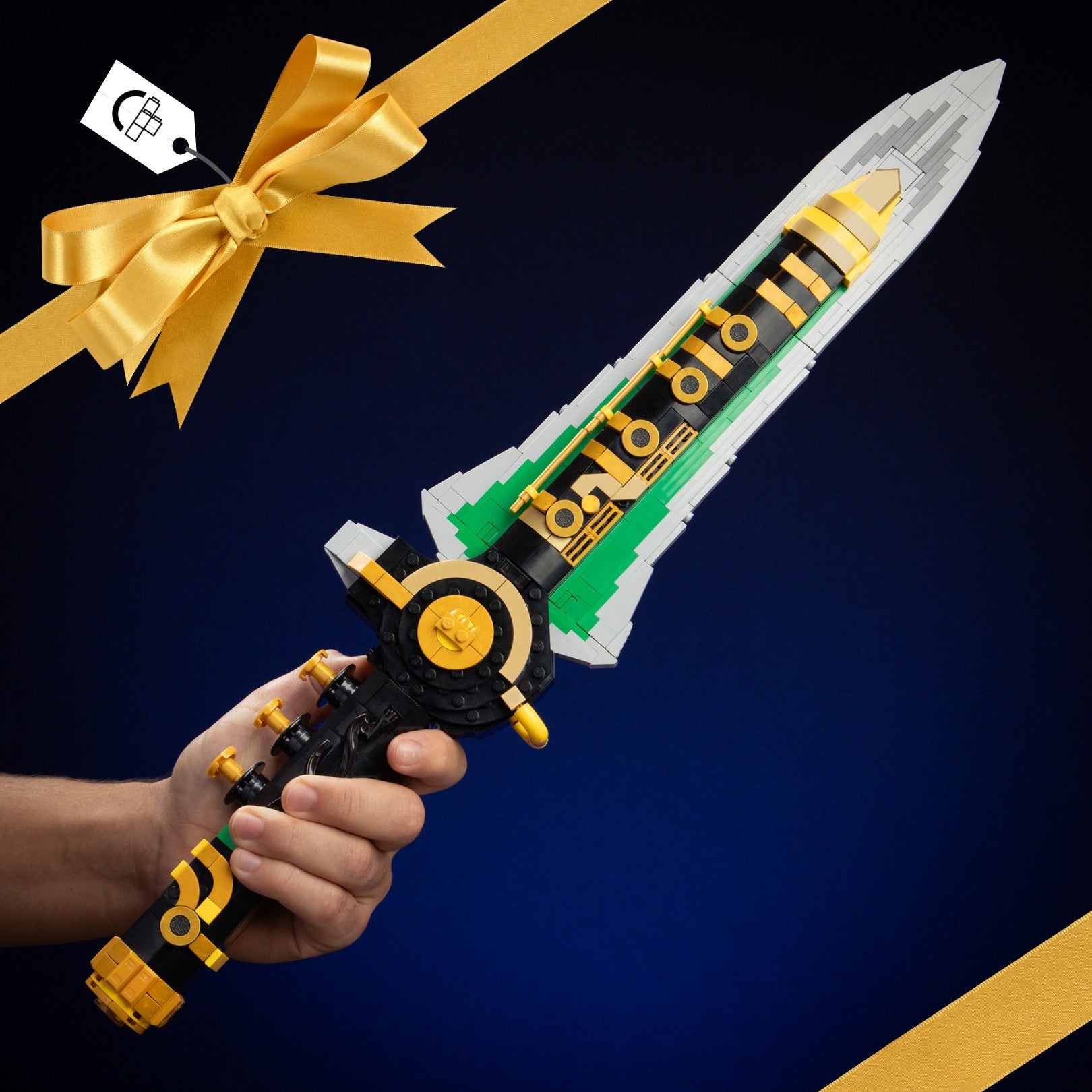Dragon Dagger Replica (Wieldable!) | Build it Yourself with LEGO ...