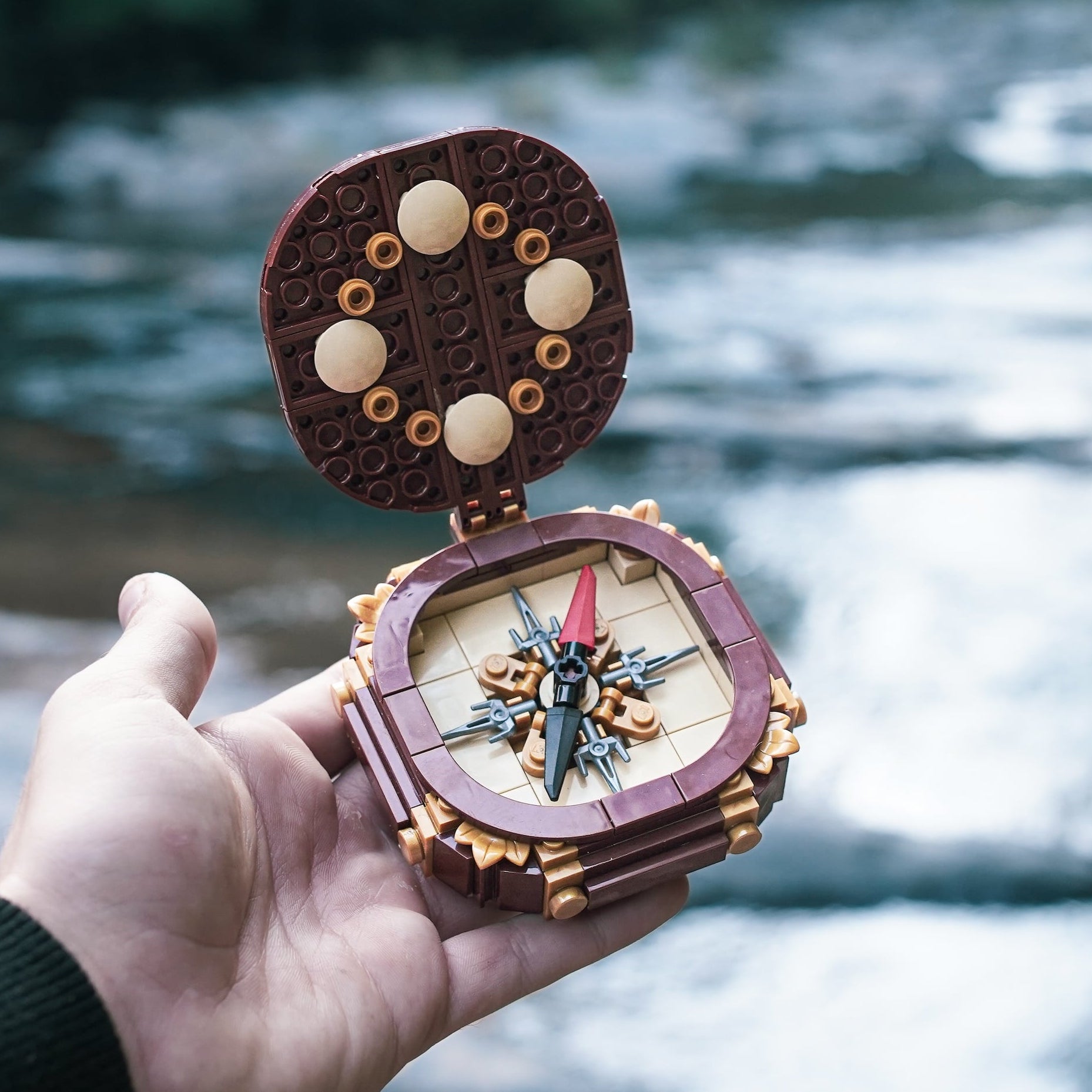 Pirate Compass by Steven Erickson | Build it Yourself with LEGO ...
