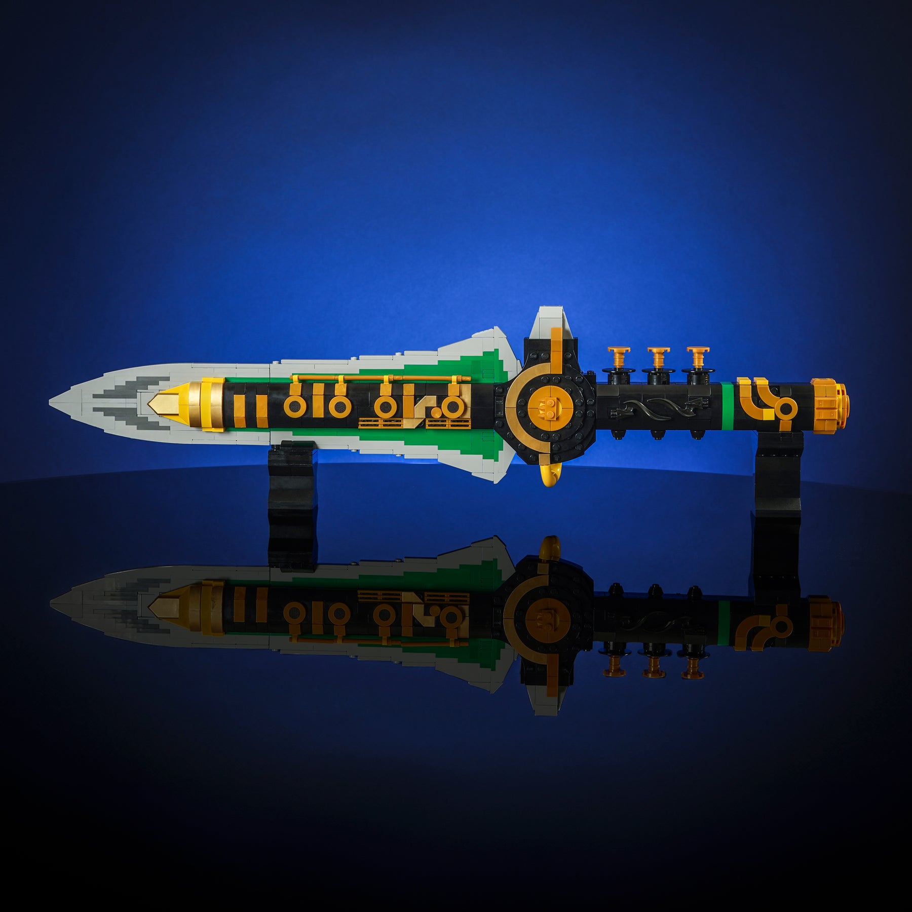 Dragon Dagger Replica (Wieldable!) | Build it Yourself with LEGO ...