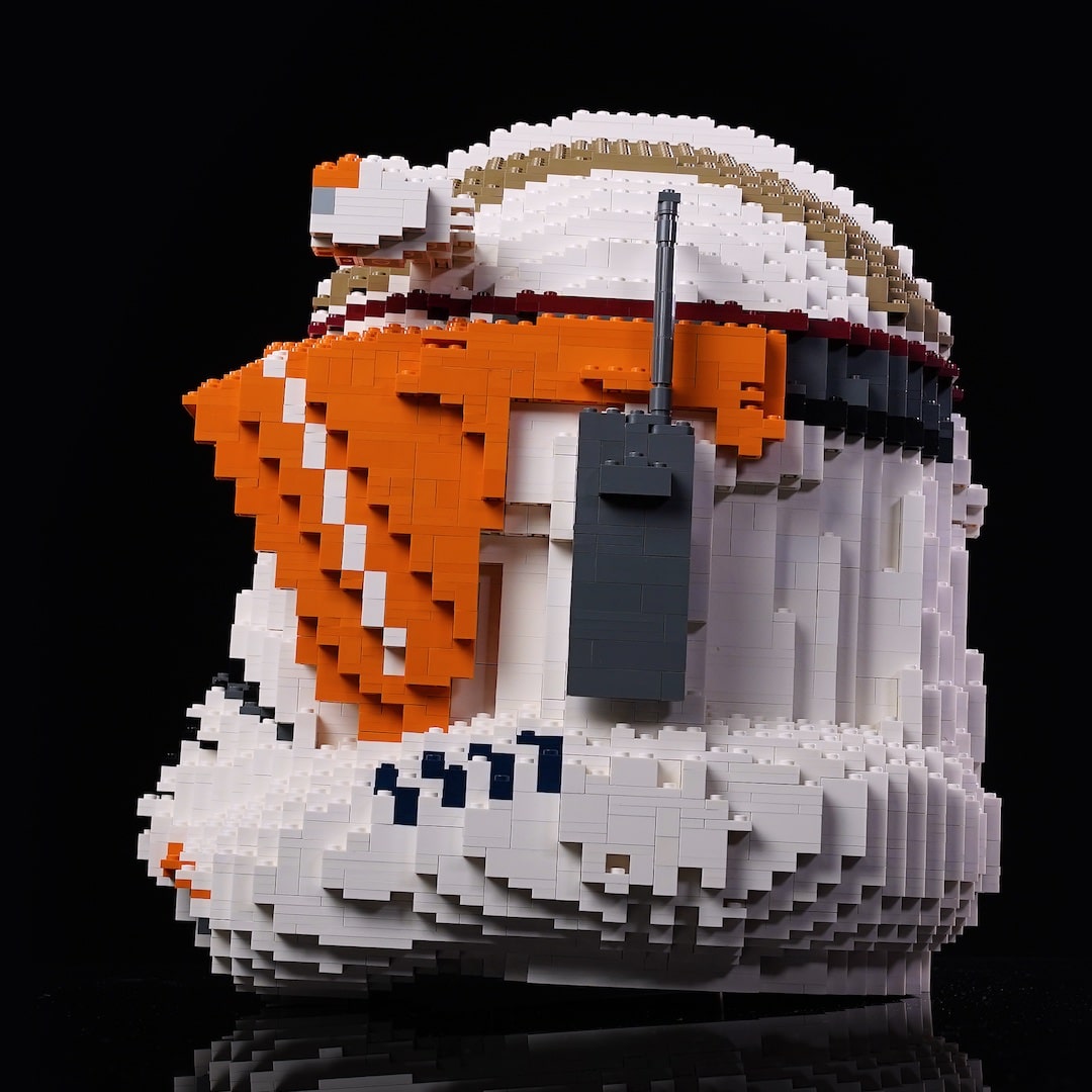 Commander Cody's Life-Sized Helmet | Build it Yourself with LEGO®